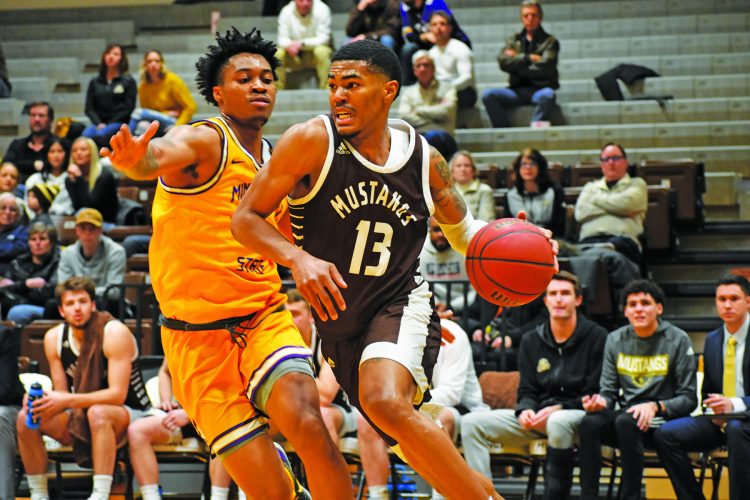 SMSU MEN’S BASKETBALL: Mavericks use stifling defense to halt Mustangs ...